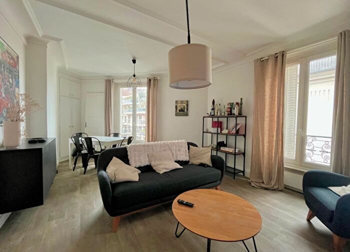 Appartement à vendre - Paris e , Jules Joffrin - 3 pièces - 2 chambres