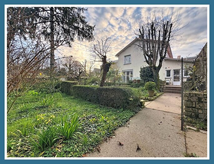 Saint-Maixent-lécole - Maison 6 pièces à vendre