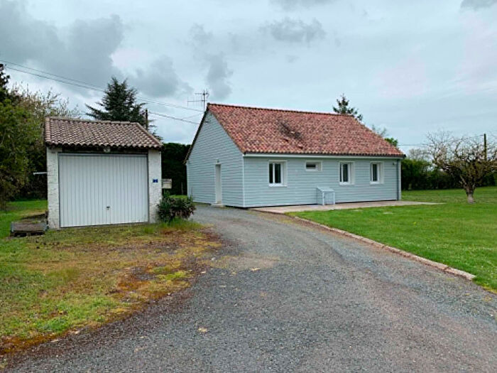 Maison 4 pièces à Limalonges, à louer