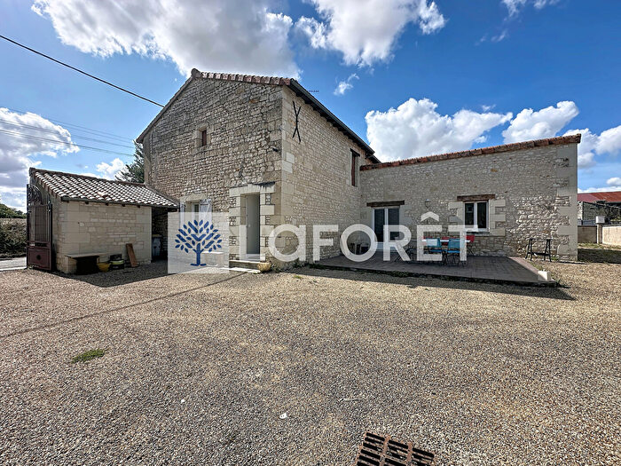 Les Trois-Moutiers - Maison 5 pièces à vendre