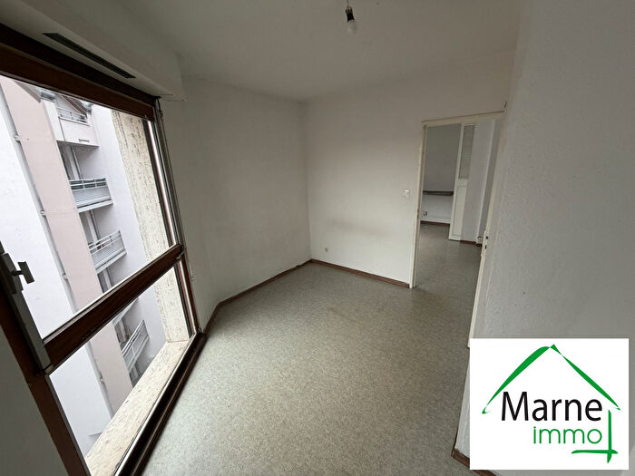 Appartement à louer - Strasbourg, Krutenau - 2 pièces - 1 chambre