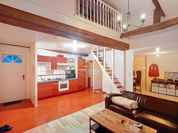 Appartement à louer - Bar-le-Duc, Ville-Haute - 3 pièces - 2 chambres