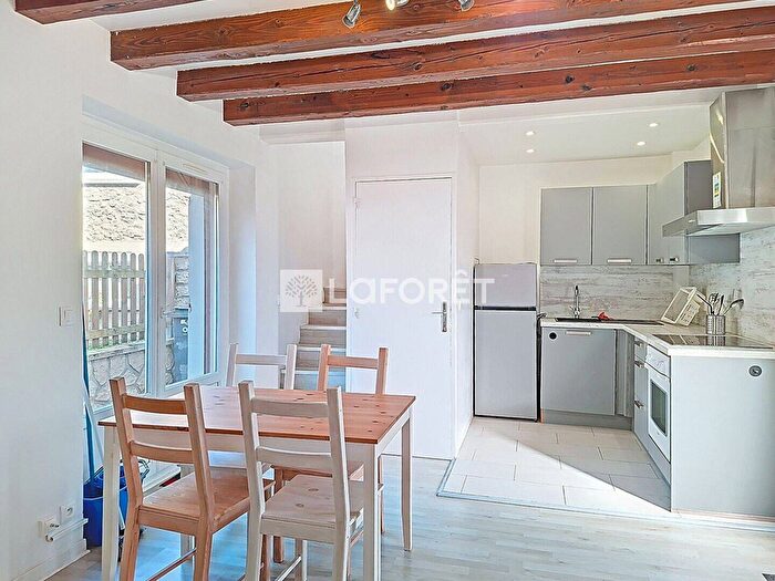 Maison à louer - Ouest, Cesson - 2 pièces - 1 chambre