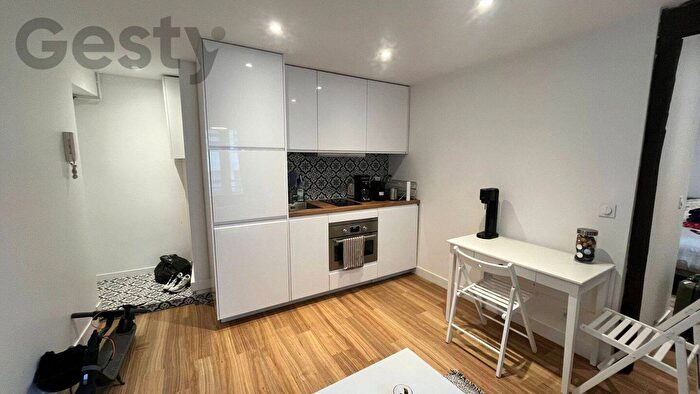 La Chapelle-Marx Dormoy, Paris 18ème arrondissement - Appartement 2 pièces à louer