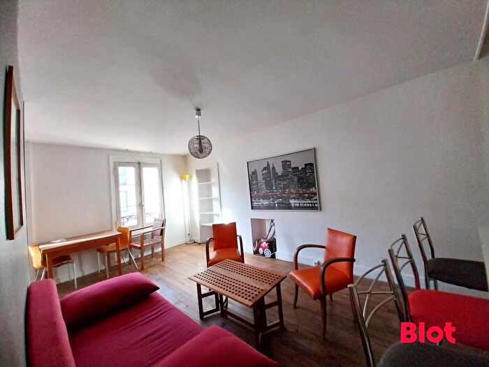 Appartement à vendre - Quartiers Centre, Centre-ville - 2 pièces - 1 chambre