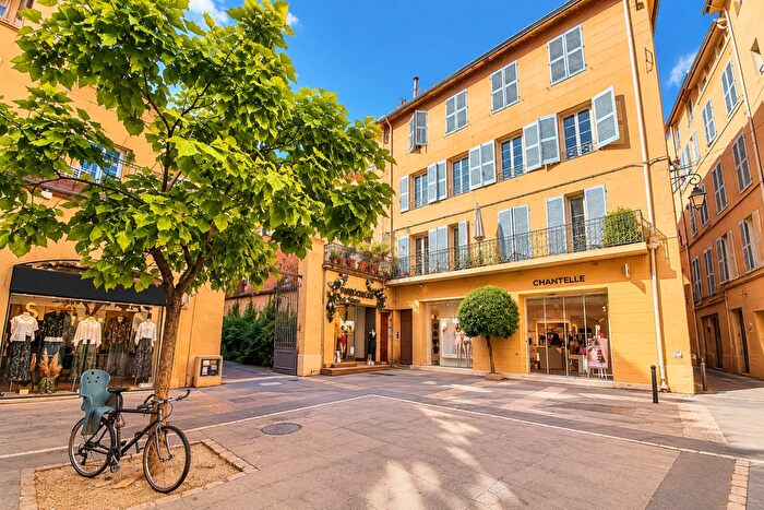 Aix-en-Provence, Centre-ville : Appartement 3 pièces à vendre