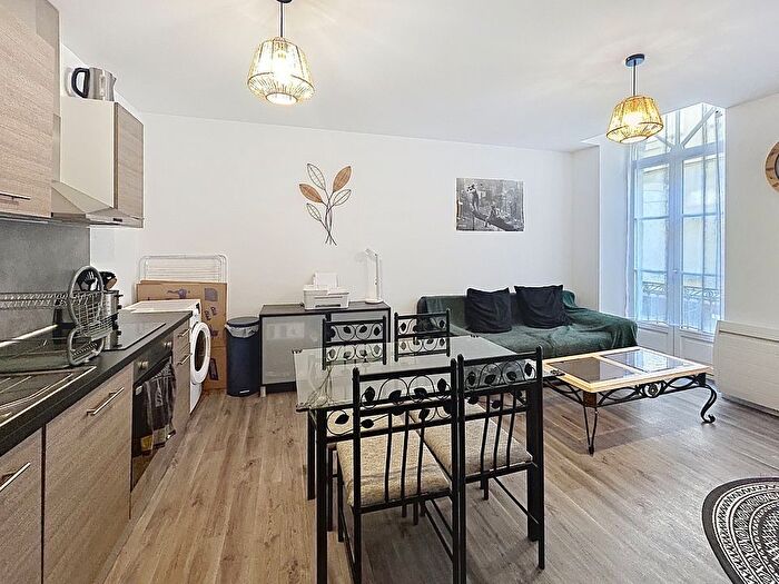 Appartement à louer - Gaillac - 2 pièces - 1 chambre