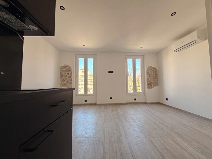Appartement 1 pièce à Antibes, Coeur de ville, à vendre