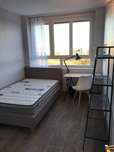 Appartement à louer - Les Essarts, Bron - 6 pièces - 1 chambre