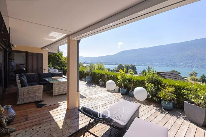 Appartement 4 pièces à Tresserve, à vendre