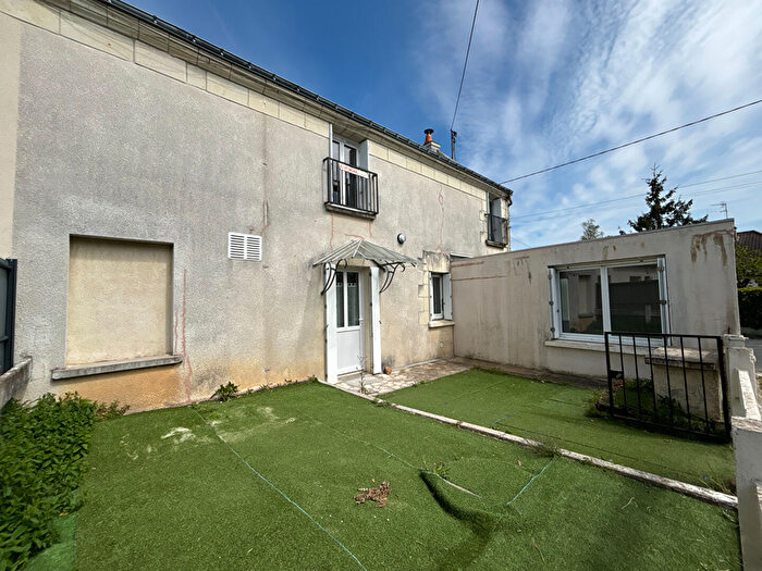 Maison à vendre - Chinon - 5 pièces - 3 chambres