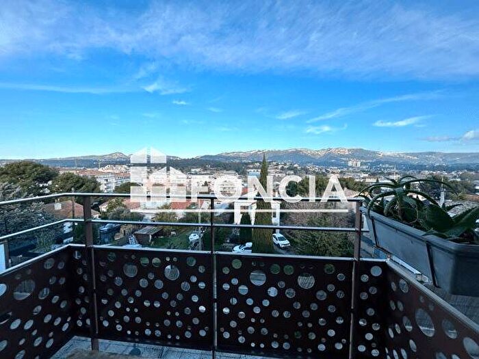 Appartement à louer - Saint Jean, La Seyne-sur-Mer - 2 pièces - 1 chambre