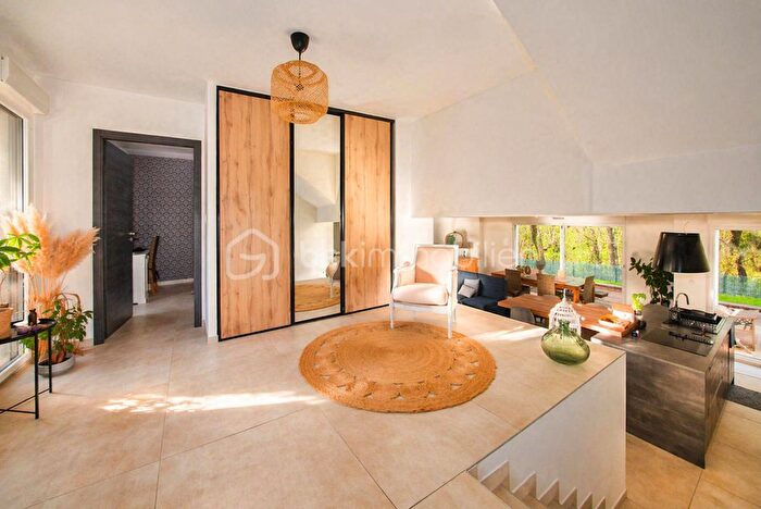 Maison à vendre - Montoy-Flanville - 6 pièces - 4 chambres