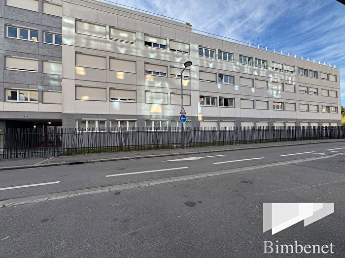 Appartement à vendre - Orléans, La Madeleine, Saint-Laurent - 2 pièces - 1 chambre