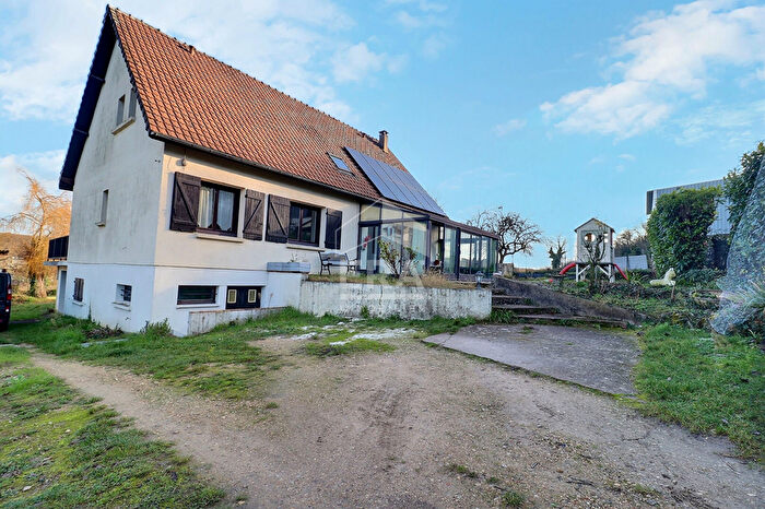 Maison à vendre - Étampes, Saint-Pierre - 8 pièces - 5 chambres