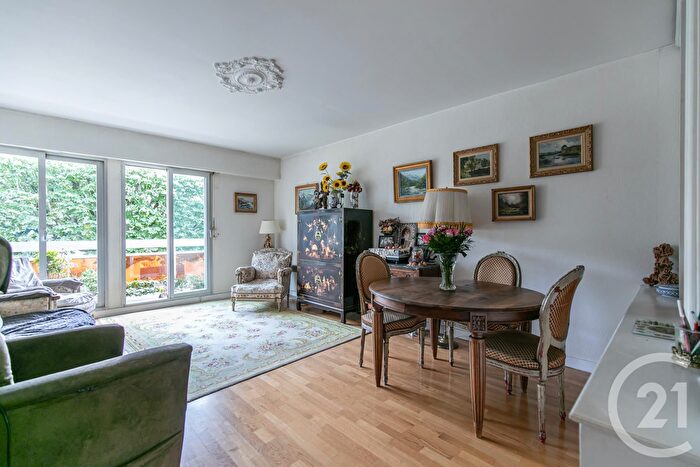 Appartement à vendre - Saint-Maur-des-Fossés, Les Mûriers - 5 pièces - 3 chambres