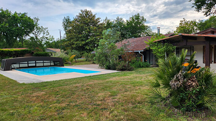 Maison à vendre - Parentis-en-Born - 7 pièces - 4 chambres