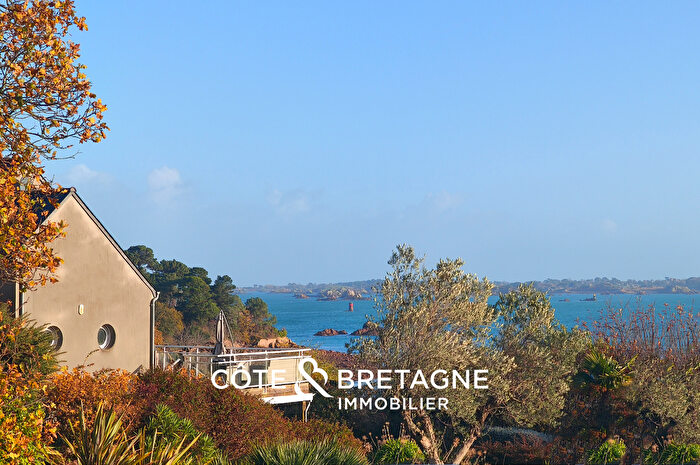 Maison à vendre - Ploubazlanec - 5 pièces - 4 chambres