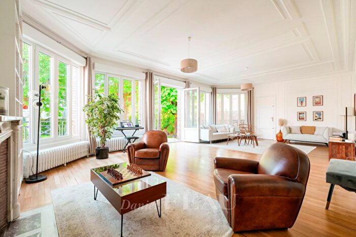 Maison à vendre - Saint-Cloud, Pasteur, Magenta - 9 pièces - 5 chambres