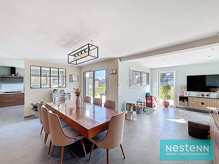 Maison à vendre - Quessoy - 6 pièces - 4 chambres