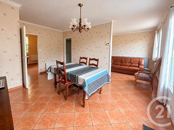 Le Mesnil-le-Roi - Appartement 4 pièces à vendre