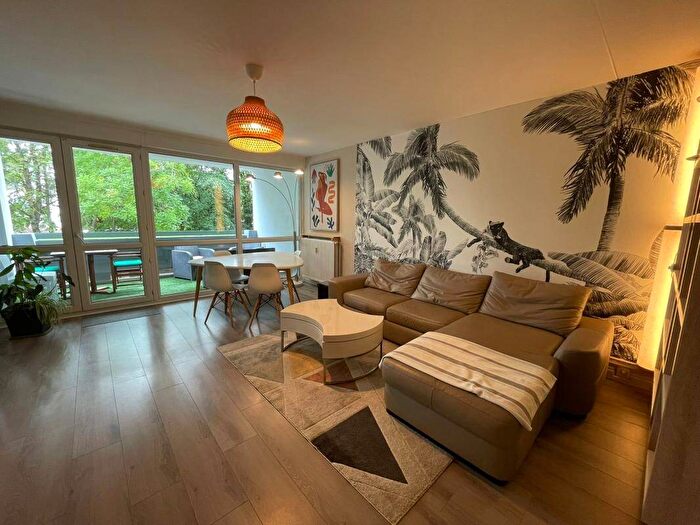 Appartement à louer - Reton-Plaisance, Saint-Nazaire - 4 pièces - 3 chambres