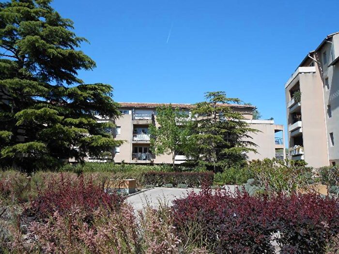 Appartement à louer - Fontcouverte, Avignon - 4 pièces - 2 chambres