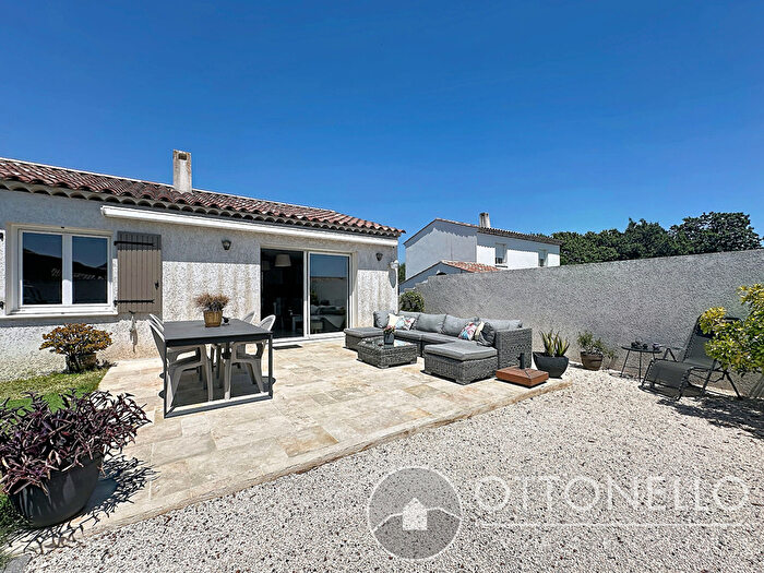 Maison 4 pièces à Roquebrune-sur-Argens, Les Fourques, Le Défens, Les Quatre Chemins, à vendre