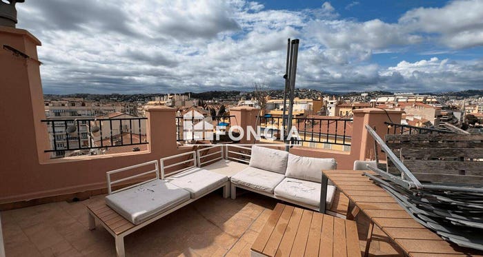 Appartement 2 pièces à Masséna, Nice, à louer