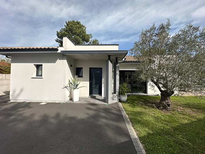 Maison à vendre - Gujan-Mestras, Mestras - 5 pièces - 3 chambres