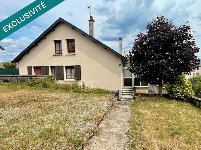 Maison à vendre - Saint-Germain-du-Teil - 7 pièces - 4 chambres