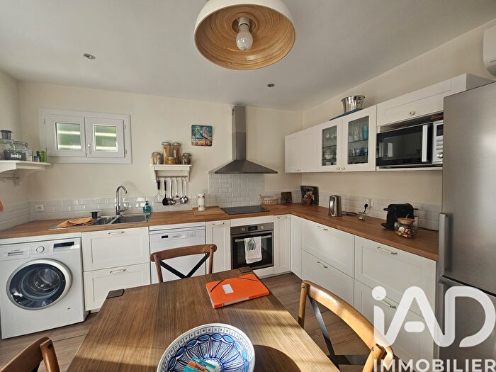 Maison à vendre - Vence, La Sine, La Plus Basse Sine - 10 pièces - 8 chambres