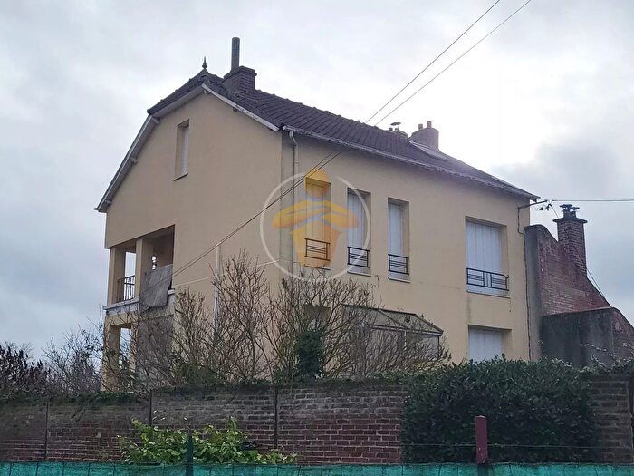 Maison à vendre - Chauny, Centre-ville, Chaussée, Brouage, Beauséjour - 7 pièces - 4 chambres