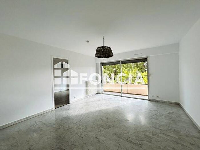 Appartement à louer - Le Faron-Fort-Rouge, Toulon - 2 pièces - 1 chambre