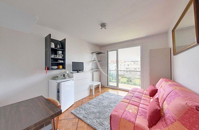 Appartement à louer - Adamville, Saint Maur des Fosses - 1 pièce