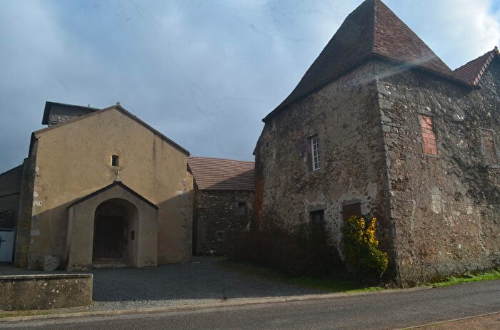 Maison 4 pièces à vendre - Chirat-l'Église