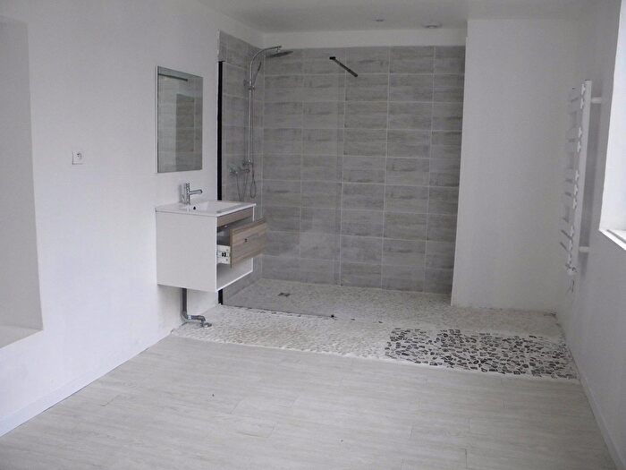 Appartement à louer - Fauquembergues - 3 pièces - 2 chambres