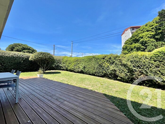 Appartement 2 pièces à Anglet, Centre-ville, Saint-Jean, à vendre