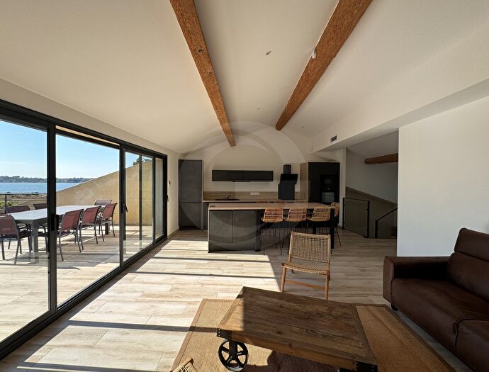 Appartement à louer - Balaruc-le-Vieux - 4 pièces - 3 chambres