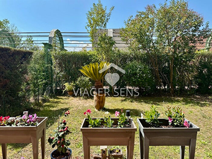 Appartement à vendre - Saint-Raphaël, Centre-ville - 3 pièces - 2 chambres