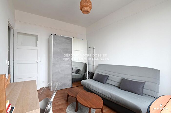 Appartement à louer - Bois-Colombes, Jean Mermoz - 1 pièce