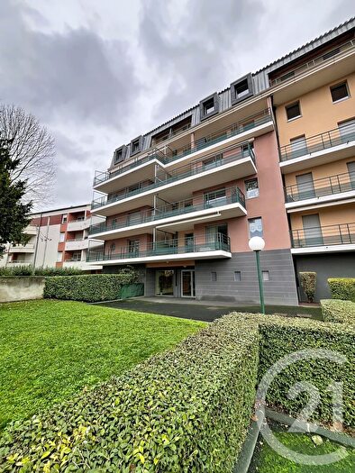 Appartement à vendre - Riom, Les Charmettes, Le Champ dOjardias, Layat - 4 pièces - 3 chambres