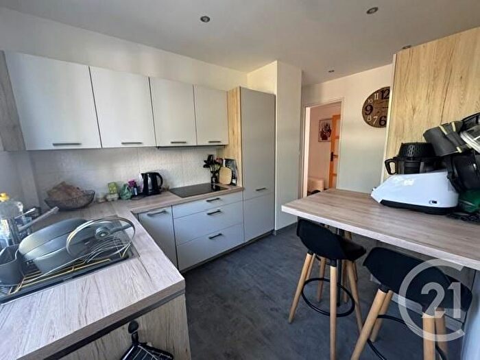 Appartement 4 pièces à Vannes, Ouest, à louer