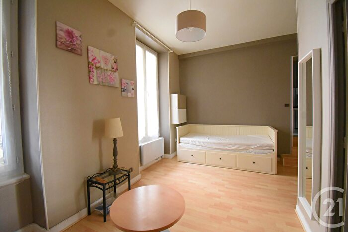 Appartement à louer - Vichy, Vieux Vichy - 1 pièce