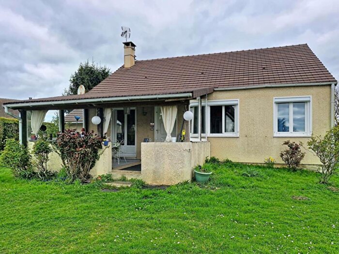 Maison à vendre - Tourny - 5 pièces - 3 chambres