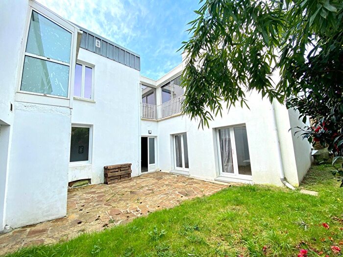 Appartement 10 pièces à Brest, à louer