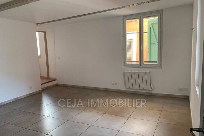 Centre Ancien, Draguignan - Appartement 2 pièces à louer
