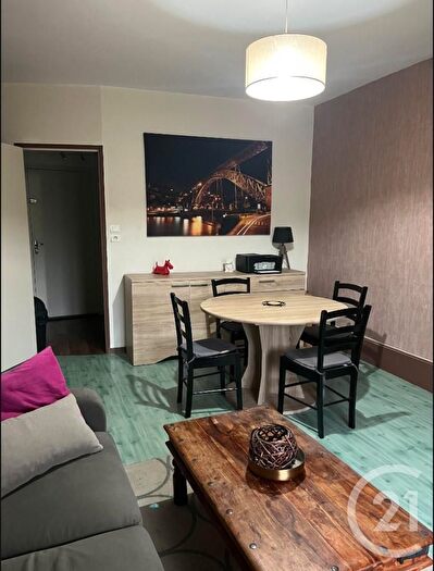 Appartement à vendre - Montluçon, Centre-ville, Les Forges - 2 pièces - 1 chambre
