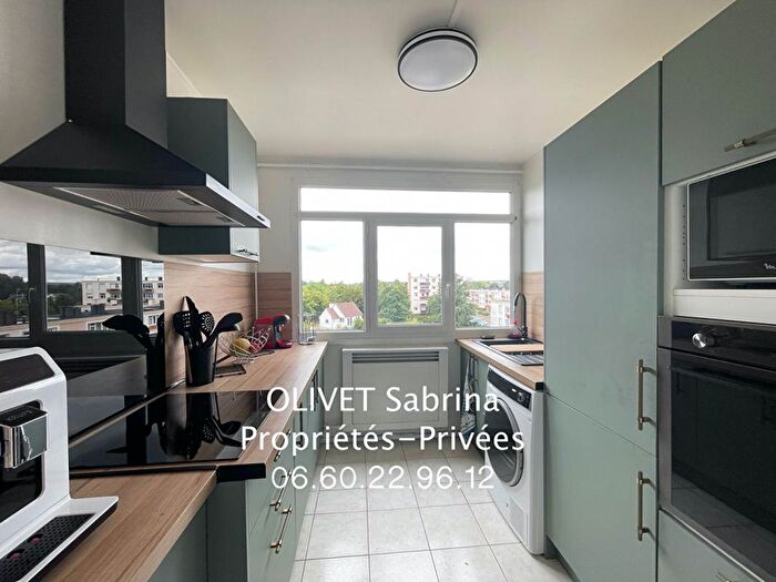 Appartement à vendre - Saint-Aubin-lès-Elbeuf - 5 pièces - 3 chambres