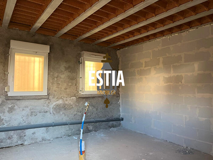 Lay-Saint-Christophe : Appartement 1 pièce à vendre